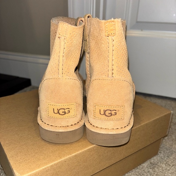 UGG | Shoes | Ugg Classic Unlined Mini Perf Women Size 8 | Poshmark